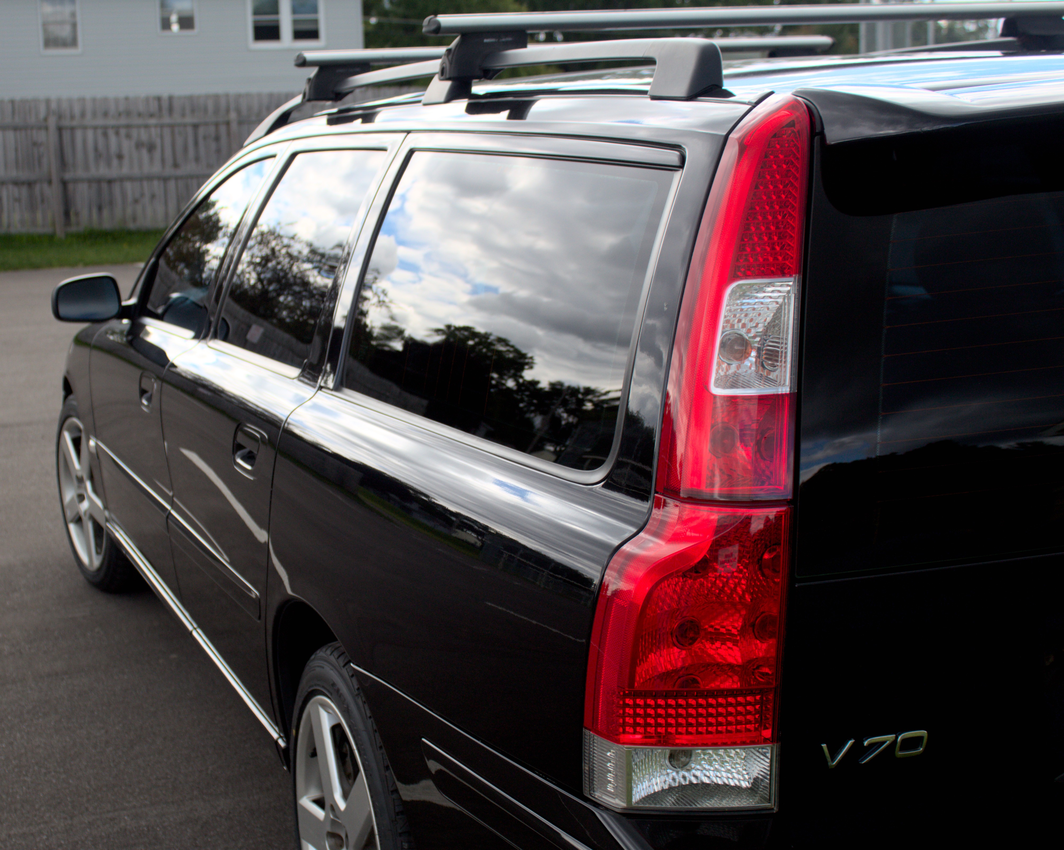 Volvo V70R: Hot Hatch | Chris Sweet's Photography